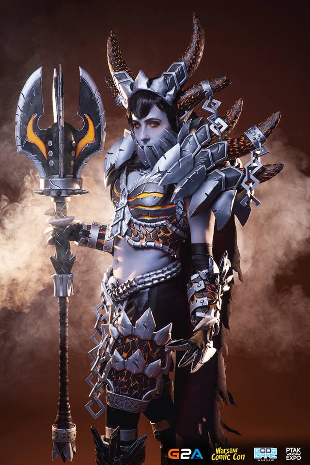 Cosplay de Lady Deathwing y Sindragosa de Tsuki Iseki y Purin Cosplay ...